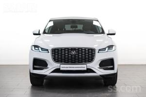 White Jaguar F-Pace 2021 in Riga, with an engine capacity of 2.00 L and mileage of 82 thousand km for 29500 €, photo 4 on AUTOMOTO.COM.LV