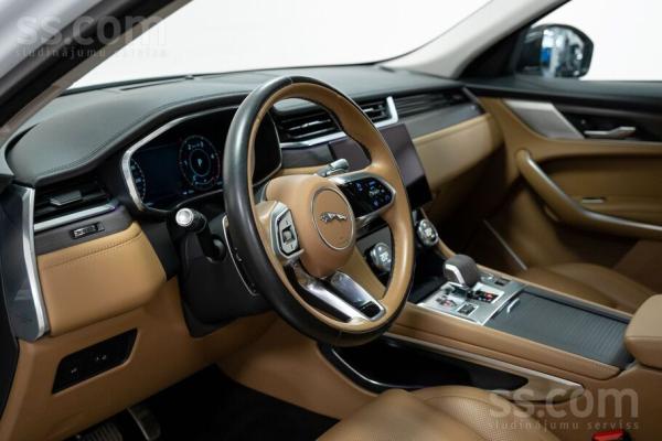 Белый Ягуар Ф-Пейс 2021 в Рига, объемом двигателя 2.00 л и пробегом 82 тыс. км за 29500 €, фото 9 на AUTOMOTO.COM.LV