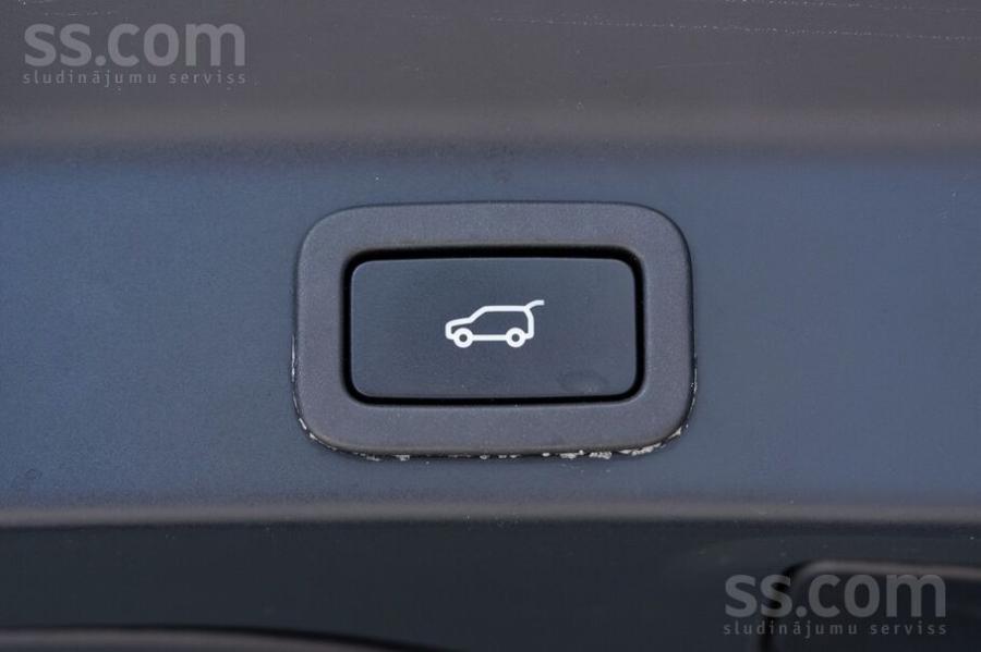 Balts Jaguar F-Pace 2021 Rīga, ar dzinēja tilpumu 2.00 L un nobraukumu 68 tūkst. km par 18990 €, foto 7 vietnē AUTOMOTO.COM.LV