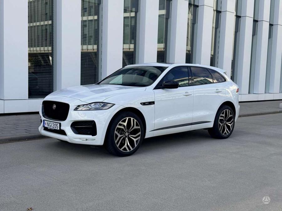 Balts Jaguar F-Pace 2016 Viļņa, ar dzinēja tilpumu 2.00 L un nobraukumu 159 tūkst. km par 13400 €, foto 4 vietnē AUTOMOTO.COM.LV