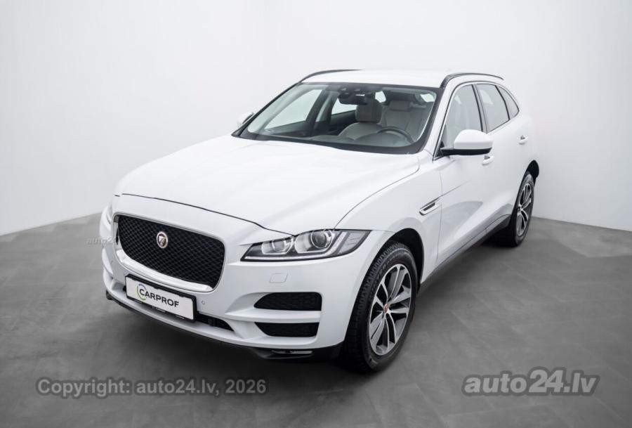 Balts Jaguar F-Pace 2018 Tallina, ar dzinēja tilpumu 2.00 L un nobraukumu 92 tūkst. km par 17999 €, foto 1 vietnē AUTOMOTO.COM.LV