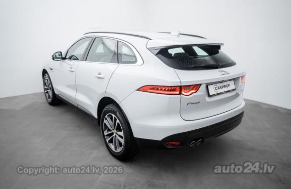 White Jaguar F-Pace 2018 in Tallinn, with an engine capacity of 2.00 L and mileage of 92 thousand km for 17999 €, photo 6 on AUTOMOTO.COM.LV