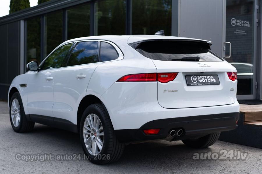 White Jaguar F-Pace 2020 in Tallinn, with an engine capacity of 2.00 L and mileage of 90 thousand km for 17900 €, photo 3 on AUTOMOTO.COM.LV
