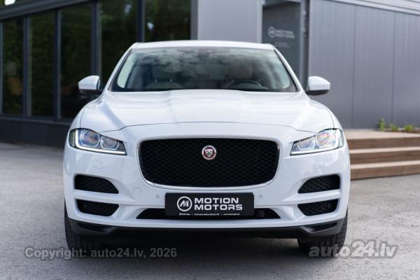 White Jaguar F-Pace 2020 in Tallinn, with an engine capacity of 2.00 L and mileage of 90 thousand km for 17900 €, photo 3 on AUTOMOTO.COM.LV