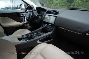 White Jaguar F-Pace 2020 in Tallinn, with an engine capacity of 2.00 L and mileage of 90 thousand km for 17900 €, photo 11 on AUTOMOTO.COM.LV