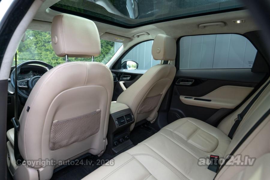 White Jaguar F-Pace 2020 in Tallinn, with an engine capacity of 2.00 L and mileage of 90 thousand km for 17900 €, photo 12 on AUTOMOTO.COM.LV