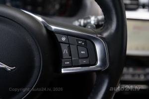 White Jaguar F-Pace 2020 in Tallinn, with an engine capacity of 2.00 L and mileage of 90 thousand km for 17900 €, photo 15 on AUTOMOTO.COM.LV