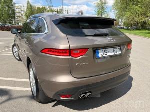 Dzeltens Jaguar F-Pace 2016 Rīga, ar dzinēja tilpumu 2.00 L un nobraukumu 112 tūkst. km par 15000 €, foto 6 vietnē AUTOMOTO.COM.LV