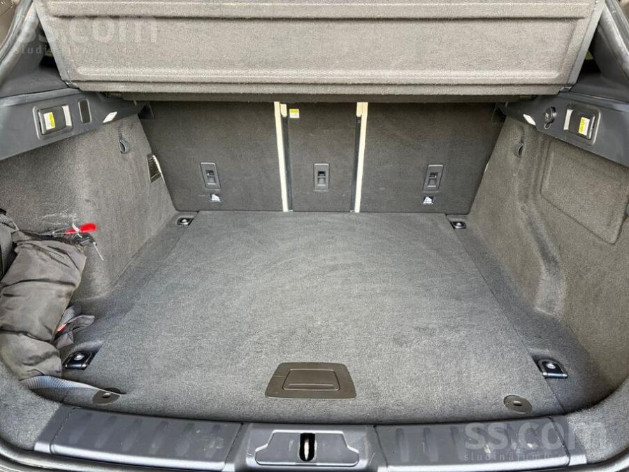 Dzeltens Jaguar F-Pace 2016 Rīga, ar dzinēja tilpumu 2.00 L un nobraukumu 112 tūkst. km par 15000 €, foto 10 vietnē AUTOMOTO.COM.LV