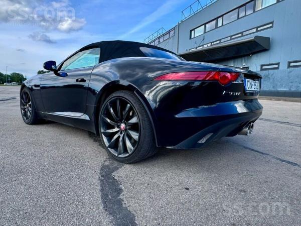 Black Jaguar F-Type 2014 in Riga, with an engine capacity of 3.00 L and mileage of 56 thousand km for 26500 €, photo 9 on AUTOMOTO.COM.LV