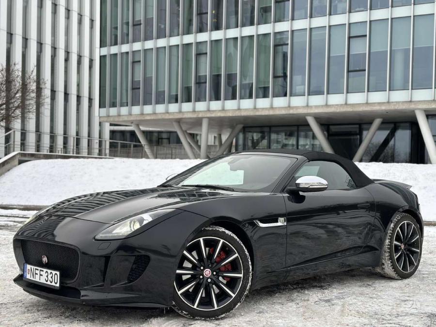 Melns Jaguar F-Type 2016 Viļņa, ar dzinēja tilpumu 3.00 L un nobraukumu 53 tūkst. km par 30000 €, foto 1 vietnē AUTOMOTO.COM.LV