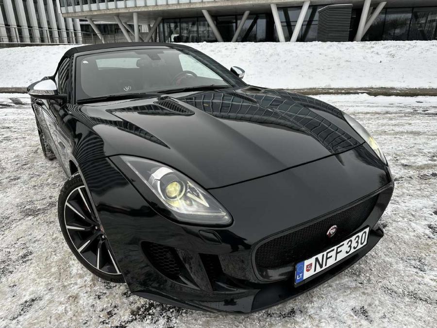 Melns Jaguar F-Type 2016 Viļņa, ar dzinēja tilpumu 3.00 L un nobraukumu 53 tūkst. km par 30000 €, foto 11 vietnē AUTOMOTO.COM.LV