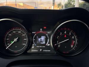Black Jaguar F-Type 2018 in Vilnius, with an engine capacity of 3.00 L and mileage of 13 thousand km for 40000 €, photo 8 on AUTOMOTO.COM.LV
