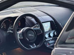 Black Jaguar F-Type 2018 in Vilnius, with an engine capacity of 3.00 L and mileage of 13 thousand km for 40000 €, photo 17 on AUTOMOTO.COM.LV