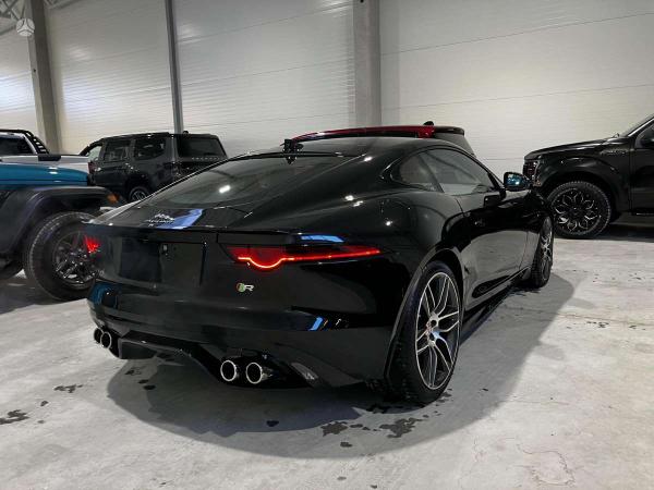 Black Jaguar F-Type 2019 in Klaipeda, with an engine capacity of 5.00 L and mileage of 77 thousand km for 44770 €, photo 4 on AUTOMOTO.COM.LV
