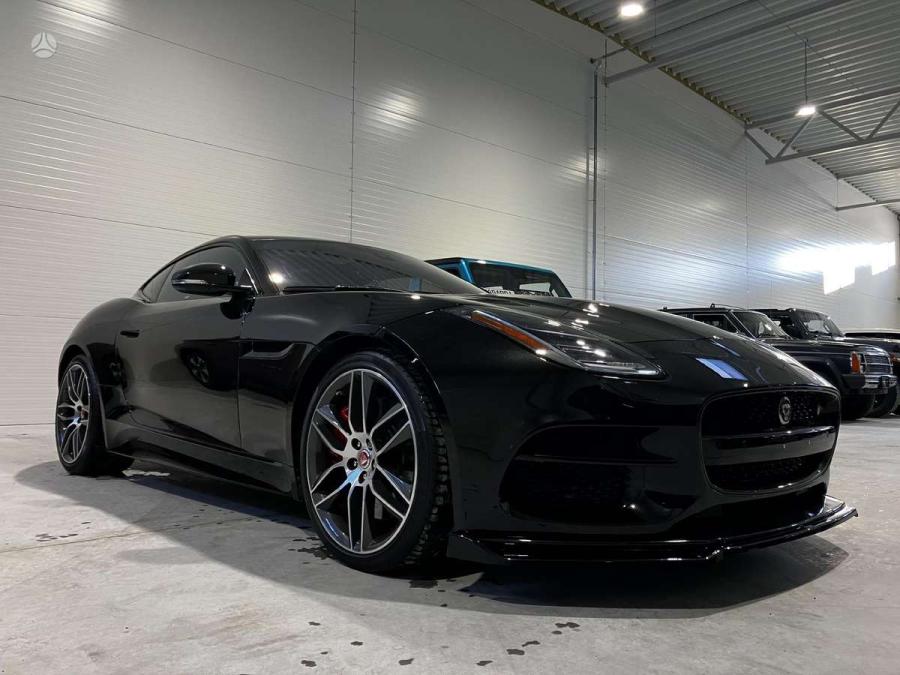 Black Jaguar F-Type 2019 in Klaipeda, with an engine capacity of 5.00 L and mileage of 77 thousand km for 44770 €, photo 7 on AUTOMOTO.COM.LV