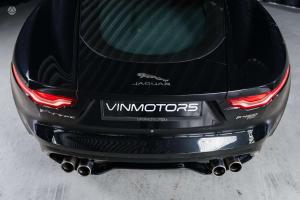 Black Jaguar F-Type 2021 in Vilnius, with an engine capacity of 5.00 L and mileage of 111 thousand km for 46999 €, photo 10 on AUTOMOTO.COM.LV