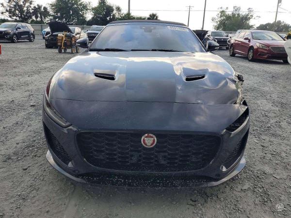 Zils Jaguar F-Type 2021 Viļņa, ar dzinēja tilpumu 2.00 L un nobraukumu 28 tūkst. km par 27800 €, foto 3 vietnē AUTOMOTO.COM.LV