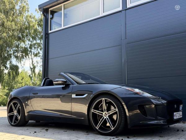 Pelēks Jaguar F-Type 2017 Kauņa, ar dzinēja tilpumu 3.00 L un nobraukumu 137 tūkst. km par 30000 €, foto 10 vietnē AUTOMOTO.COM.LV