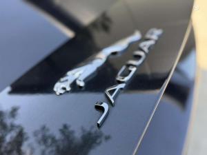 Grey Jaguar F-Type 2017 in Kaunas, with an engine capacity of 3.00 L and mileage of 137 thousand km for 30000 €, photo 14 on AUTOMOTO.COM.LV