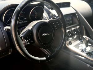 Grey Jaguar F-Type 2017 in Kaunas, with an engine capacity of 3.00 L and mileage of 137 thousand km for 30000 €, photo 26 on AUTOMOTO.COM.LV