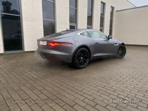 Grey Jaguar F-Type 2018 in Tallinn, with an engine capacity of 2.00 L and mileage of 200 thousand km for 31000 €, photo 6 on AUTOMOTO.COM.LV