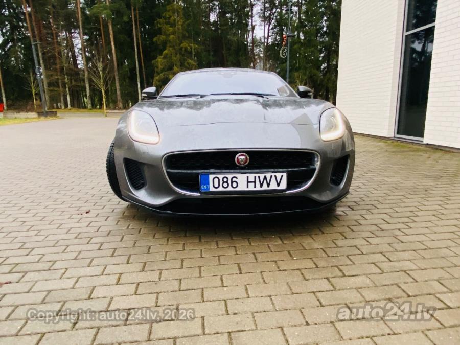 Grey Jaguar F-Type 2018 in Tallinn, with an engine capacity of 2.00 L and mileage of 200 thousand km for 31000 €, photo 7 on AUTOMOTO.COM.LV