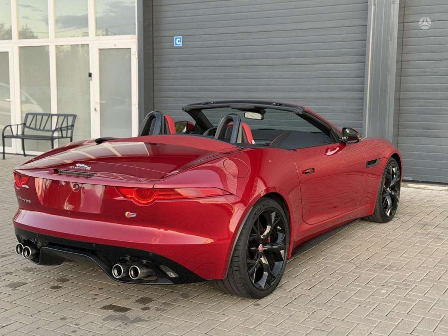 Red Jaguar F-Type 2014 in Kaunas, with an engine capacity of 5.00 L and mileage of 89 thousand km for 31500 €, photo 7 on AUTOMOTO.COM.LV