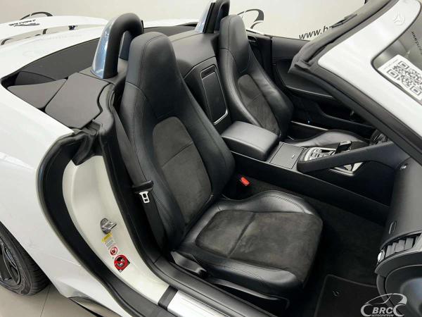 Balts Jaguar F-Type 2016 Viļņa, ar dzinēja tilpumu 3.00 L un nobraukumu 124 tūkst. km par 27000 €, foto 9 vietnē AUTOMOTO.COM.LV