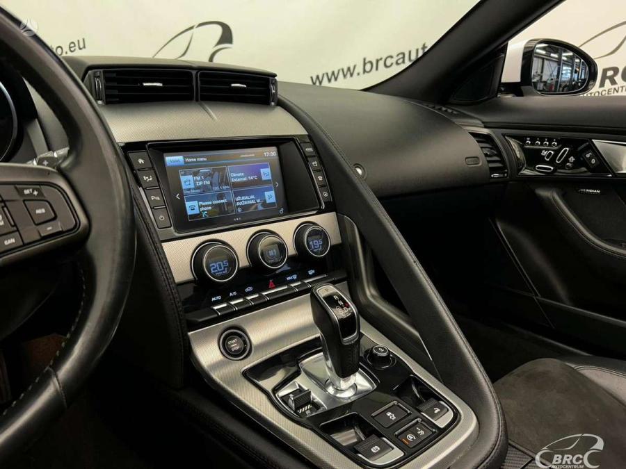 Balts Jaguar F-Type 2016 Viļņa, ar dzinēja tilpumu 3.00 L un nobraukumu 124 tūkst. km par 27000 €, foto 21 vietnē AUTOMOTO.COM.LV