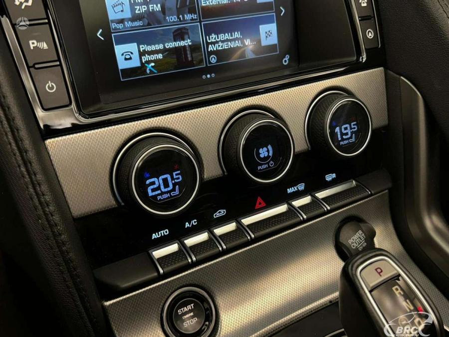 Balts Jaguar F-Type 2016 Viļņa, ar dzinēja tilpumu 3.00 L un nobraukumu 124 tūkst. km par 27000 €, foto 23 vietnē AUTOMOTO.COM.LV