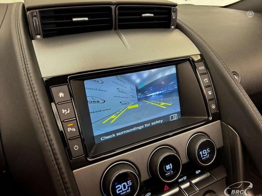 Balts Jaguar F-Type 2016 Viļņa, ar dzinēja tilpumu 3.00 L un nobraukumu 124 tūkst. km par 27000 €, foto 25 vietnē AUTOMOTO.COM.LV