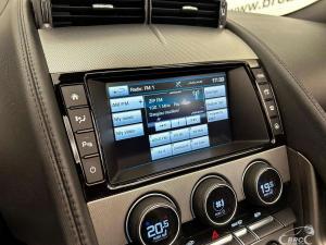 Balts Jaguar F-Type 2016 Viļņa, ar dzinēja tilpumu 3.00 L un nobraukumu 124 tūkst. km par 27000 €, foto 26 vietnē AUTOMOTO.COM.LV