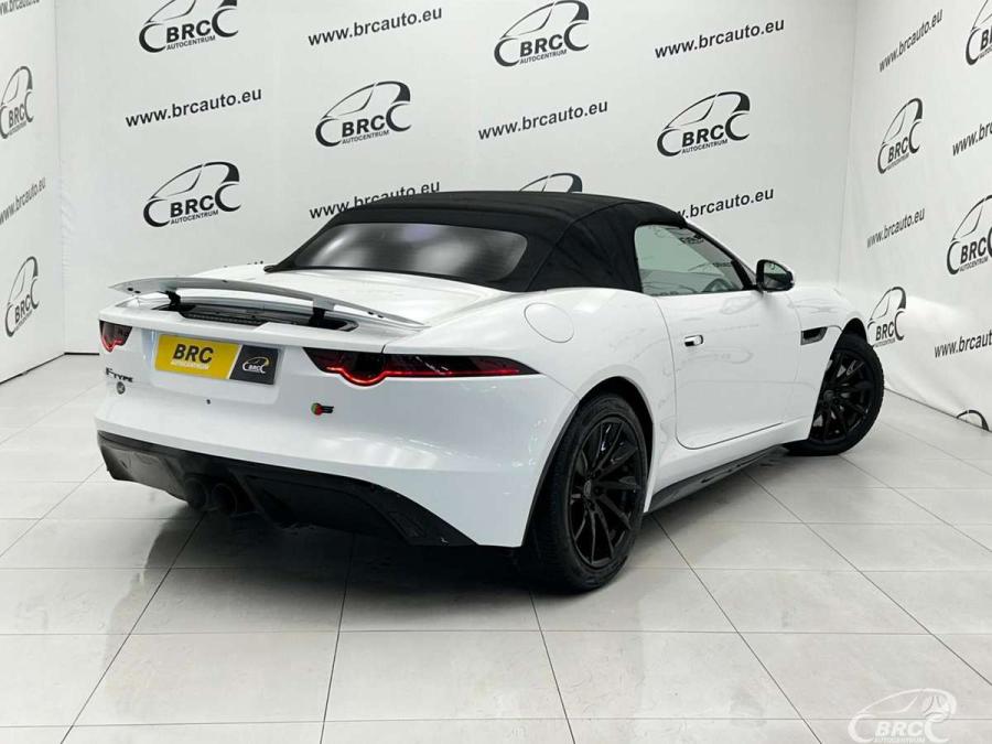 Balts Jaguar F-Type 2016 Viļņa, ar dzinēja tilpumu 3.00 L un nobraukumu 124 tūkst. km par 26500 €, foto 5 vietnē AUTOMOTO.COM.LV