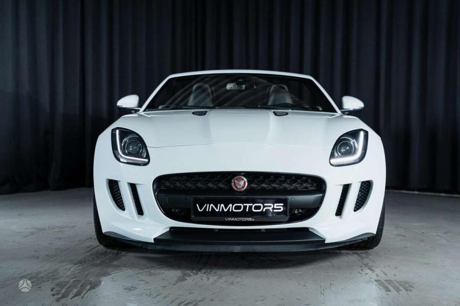 Balts Jaguar F-Type 2017 Viļņa, ar dzinēja tilpumu 3.00 L un nobraukumu 68 tūkst. km par 34500 €, foto 3 vietnē AUTOMOTO.COM.LV