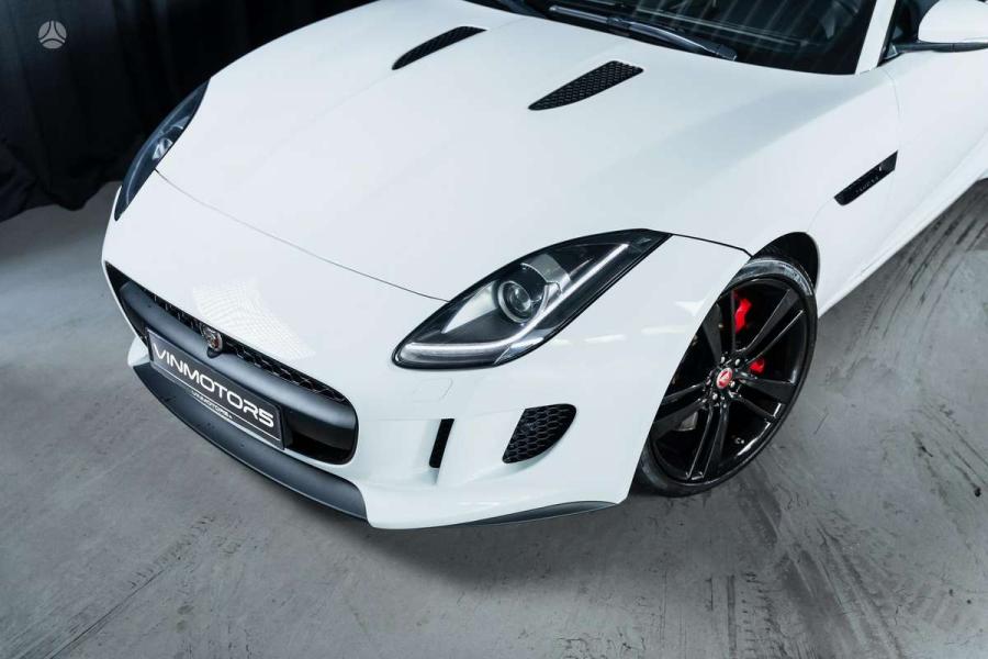 Balts Jaguar F-Type 2017 Viļņa, ar dzinēja tilpumu 3.00 L un nobraukumu 68 tūkst. km par 34500 €, foto 8 vietnē AUTOMOTO.COM.LV