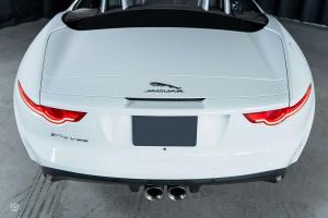 Balts Jaguar F-Type 2017 Viļņa, ar dzinēja tilpumu 3.00 L un nobraukumu 68 tūkst. km par 34500 €, foto 15 vietnē AUTOMOTO.COM.LV