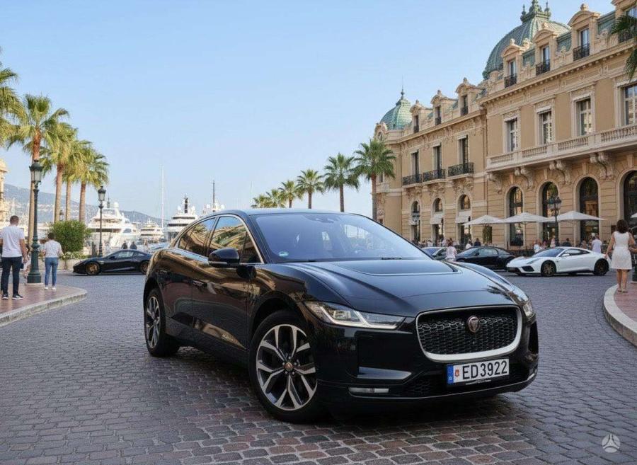 Black Jaguar I-Pace 2019 in Siauliai, with an engine capacity of 0.00 L and mileage of 140 thousand km for 23700 €, photo 1 on AUTOMOTO.COM.LV