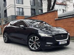 Black Jaguar I-Pace 2019 in Siauliai, with an engine capacity of 0.00 L and mileage of 140 thousand km for 23700 €, photo 4 on AUTOMOTO.COM.LV