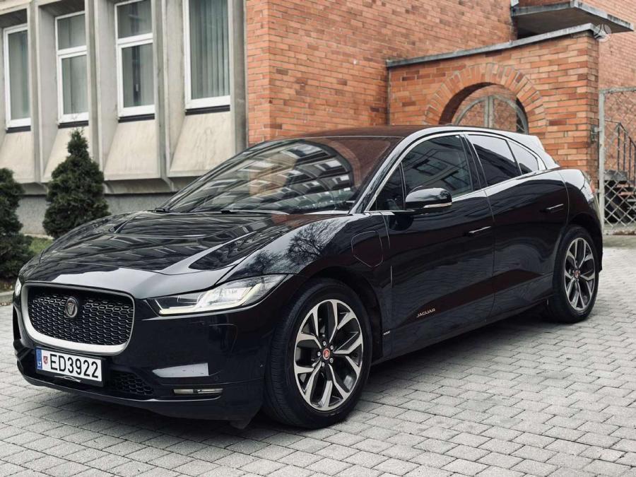Black Jaguar I-Pace 2019 in Siauliai, with an engine capacity of 0.00 L and mileage of 140 thousand km for 23700 €, photo 21 on AUTOMOTO.COM.LV
