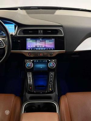 Melns Jaguar I-Pace 2018 Marijampole, ar dzinēja tilpumu 0.00 L un nobraukumu 98 tūkst. km par 24999 €, foto 7 vietnē AUTOMOTO.COM.LV