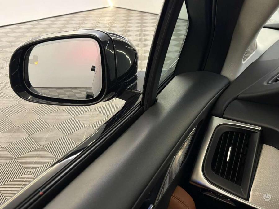 Melns Jaguar I-Pace 2018 Marijampole, ar dzinēja tilpumu 0.00 L un nobraukumu 98 tūkst. km par 24999 €, foto 14 vietnē AUTOMOTO.COM.LV
