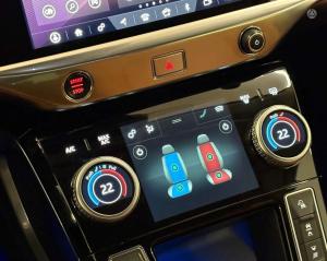 Melns Jaguar I-Pace 2018 Marijampole, ar dzinēja tilpumu 0.00 L un nobraukumu 98 tūkst. km par 24999 €, foto 21 vietnē AUTOMOTO.COM.LV