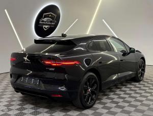 Black Jaguar I-Pace 2018 in Marijampole, with an engine capacity of 0.00 L and mileage of 98 thousand km for 24999 €, photo 38 on AUTOMOTO.COM.LV