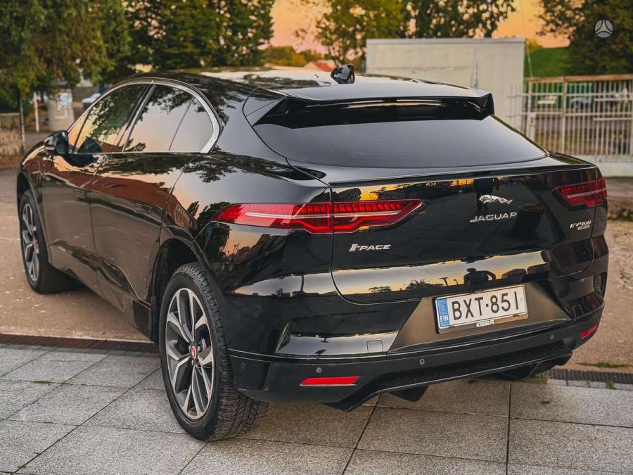 Black Jaguar I-Pace 2018 in Klaipeda, with an engine capacity of 0.00 L and mileage of 125 thousand km for 22500 €, photo 9 on AUTOMOTO.COM.LV