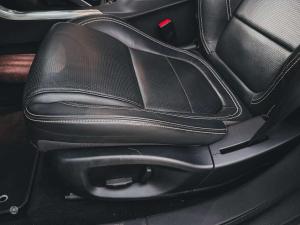 Black Jaguar I-Pace 2018 in Klaipeda, with an engine capacity of 0.00 L and mileage of 125 thousand km for 22500 €, photo 13 on AUTOMOTO.COM.LV