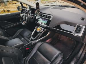 Black Jaguar I-Pace 2018 in Klaipeda, with an engine capacity of 0.00 L and mileage of 125 thousand km for 22500 €, photo 15 on AUTOMOTO.COM.LV