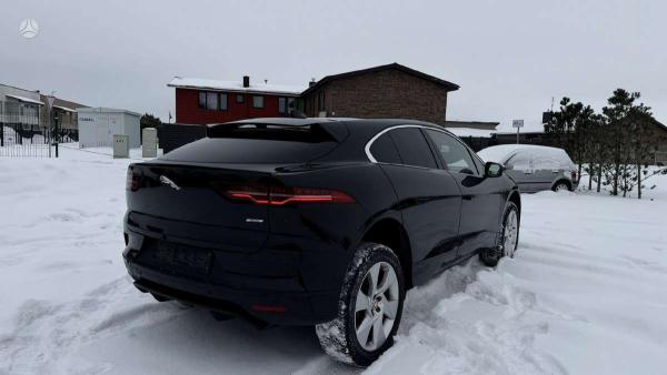 Black Jaguar I-Pace 2019 in Kaunas, with an engine capacity of 0.00 L and mileage of 134 thousand km for 18999 €, photo 5 on AUTOMOTO.COM.LV