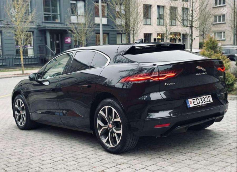 Melns Jaguar I-Pace 2019 Šauļi, ar dzinēja tilpumu 0.00 L un nobraukumu 149 tūkst. km par 21500 €, foto 4 vietnē AUTOMOTO.COM.LV