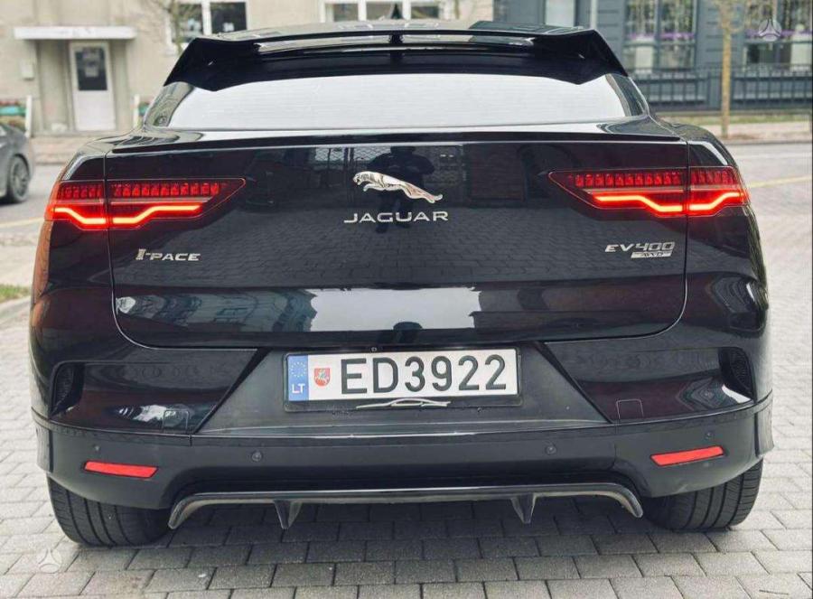 Melns Jaguar I-Pace 2019 Šauļi, ar dzinēja tilpumu 0.00 L un nobraukumu 149 tūkst. km par 21500 €, foto 13 vietnē AUTOMOTO.COM.LV